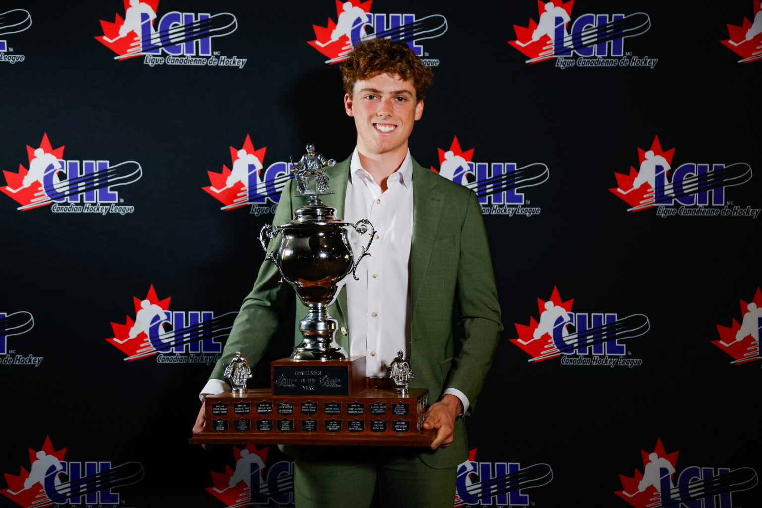 CHL Awards | Canadian Hockey League